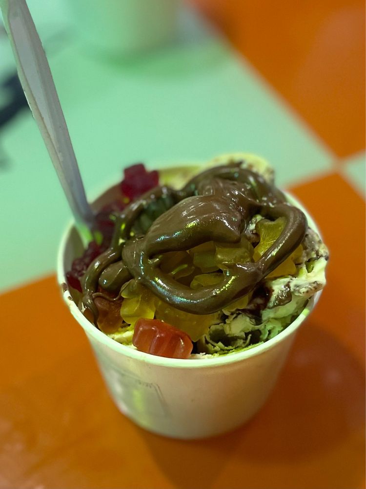 FREEZING COW ROLLING ICE CREAM - Updated December 2025 - 117 Photos ...