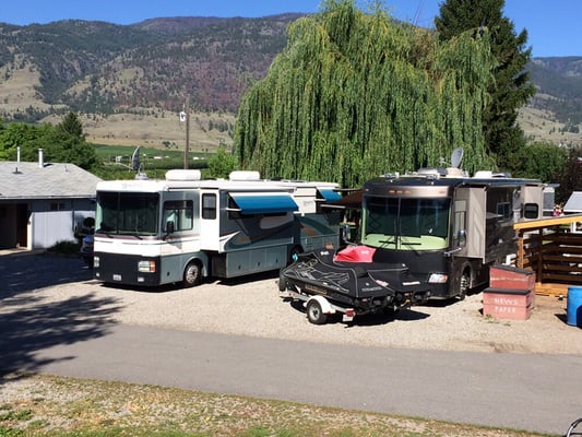 MAPLE LEAF MOTEL AND RV CAMPGROUND RESORT - 16 Photos - 5457 Highway 97 ...