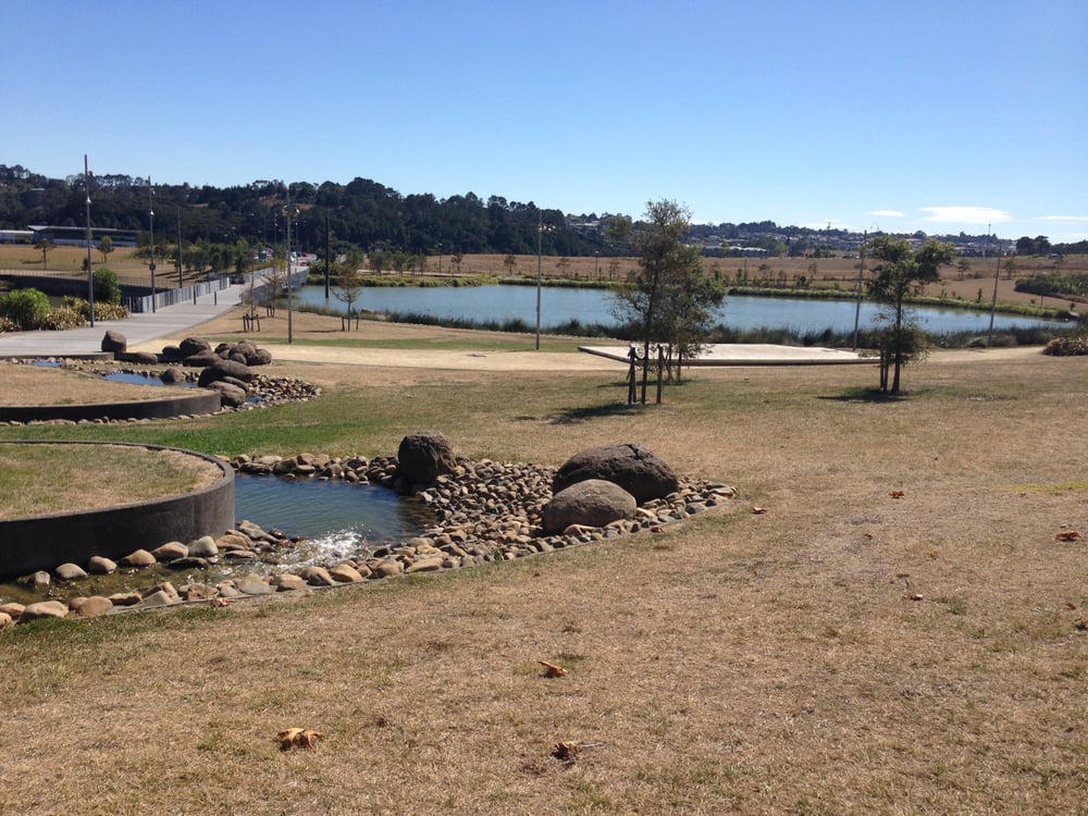 ALBANY LAKES - Updated August 2024 - Civic Cresent, Auckland, New ...