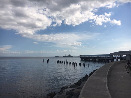 HARBOR VIEW RESTAURANT - 22 Photos - Seafood - South Gate A, President ...