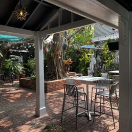 MANGOES - Updated December 2025 - 550 Photos & 634 Reviews - 700 Duval ...