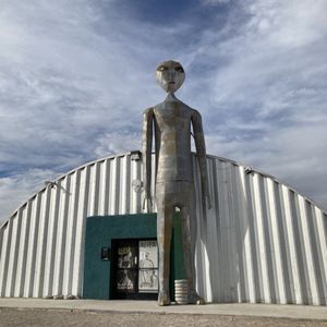 ALIEN RESEARCH CENTER - 100 Photos & 34 Reviews - 100 Extraterrestrial ...
