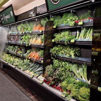 VONS - Updated January 2026 - 214 Photos & 236 Reviews - 301 N Pass Ave ...