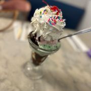 BRIDGEHAMPTON CANDY KITCHEN - 61 Photos & 99 Reviews - 2391 Montauk Hwy ...