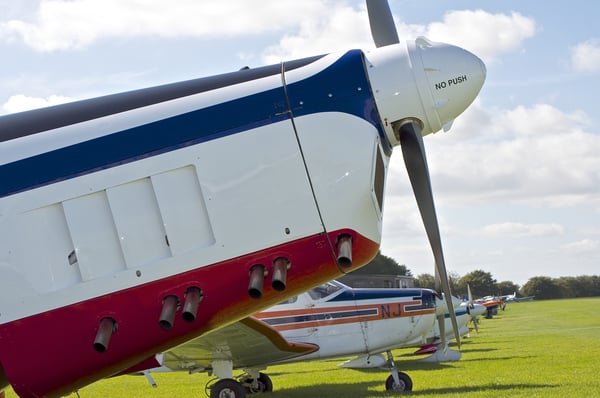 COMPTON ABBAS AIRFIELD RESTAURANT - Updated September 2025 - 24 Photos ...