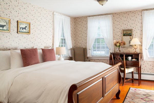 THE GRAFTON INN - Updated December 2025 - 143 Photos & 29 Reviews - 92 ...