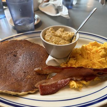 COMET CAFE - Updated May 2025 - 908 Photos & 1296 Reviews - 1947 N ...