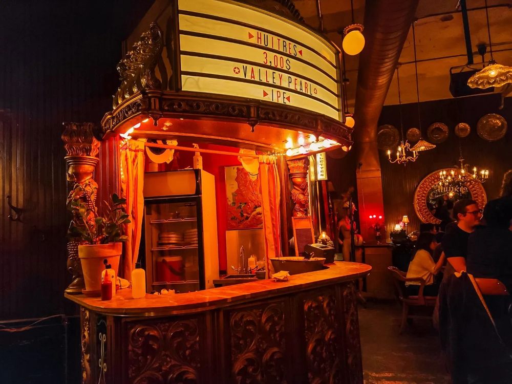 DARLING - Updated May 2024 - 225 Photos & 114 Reviews - 4328 Boulevard ...