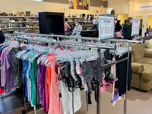 GOODWILL - CONCORD - Updated August 2025 - 20 Photos & 17 Reviews ...