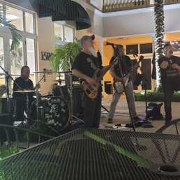 HURRICANE GRILL & WINGS - Updated October 2025 - 134 Photos & 165 Reviews - 1500 Gateway Blvd ...