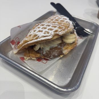THE WAFFLE BUS - Updated August 2025 - 27 Photos & 16 Reviews - 1301 N ...