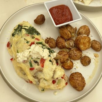 COMO POOLSIDE CAFÉ & BAR - TEMP. CLOSED - Updated December 2025 - 65 ...