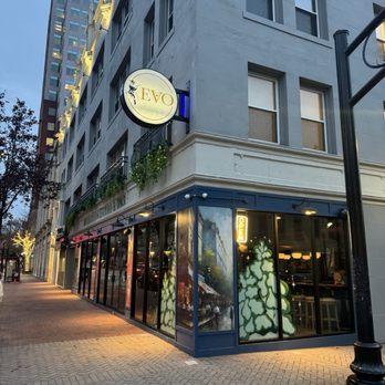 EVOLUTION BISTRO & BAR - Updated December 2025 - 16 Photos & 23 Reviews ...