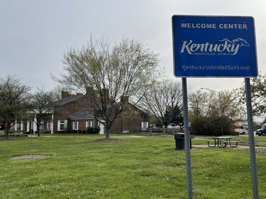 KY REST AREA - Updated December 2025 - 20 Photos - I-65 Southbound ...