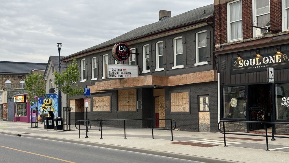 OLD EAST 765 BAR & GRILL - Updated October 2025 - 765 Dundas Street E ...