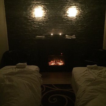 LAKESIDE SPA - Updated October 2025 - 24 Photos & 19 Reviews - 755 Lake ...