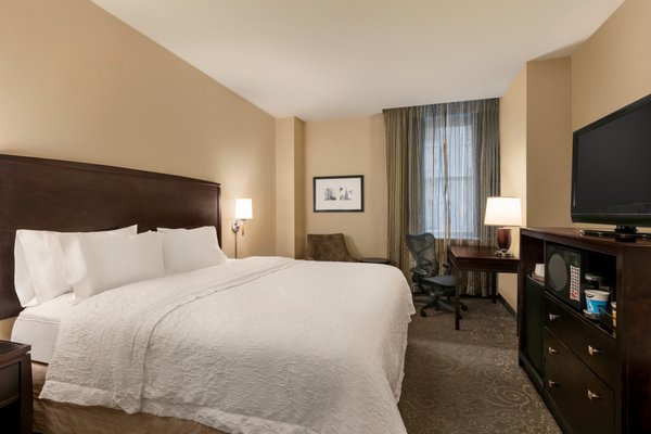 HAMPTON INN & SUITES BALTIMORE INNER HARBOR - Updated December 2025 ...