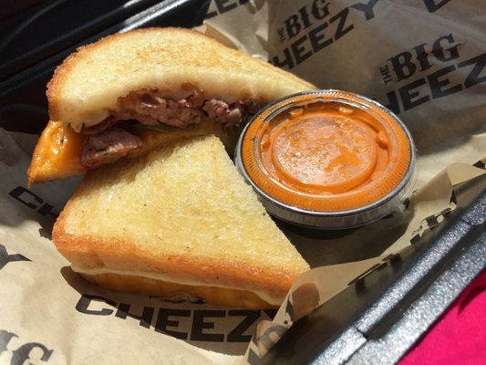 THE BIG CHEEZY - Updated February 2025 - 14 Photos & 10 Reviews - 2679 ...