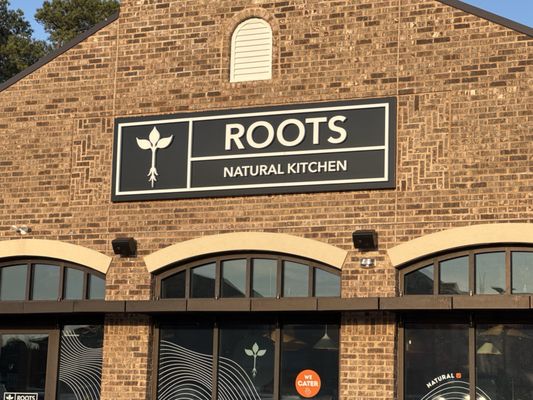 ROOTS NATURAL KITCHEN - Updated December 2025 - 23 Photos & 16 Reviews ...