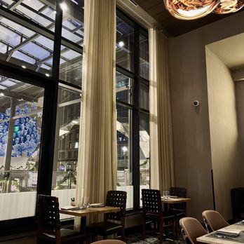 COMMISSION ROW - 146 Photos & 23 Reviews - 110 S Delaware St, Indianapolis, Indiana - Seafood ...