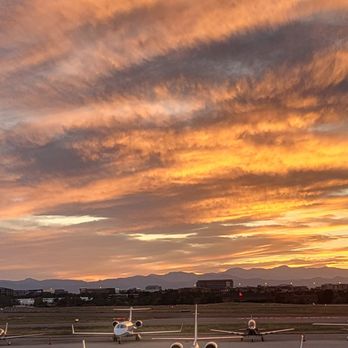 THE PERFECT LANDING RESTAURANT - Updated November 2024 - 507 Photos ...