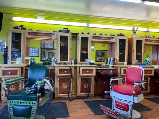 MANOR BARBER SHOP - Updated December 2025 - 11 Photos & 20 Reviews ...