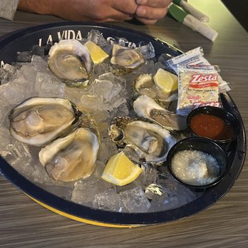 FLYING PUG - Updated January 2026 - 153 Photos & 182 Reviews - 592 ...