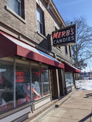 MERBS CANDIES - Updated January 2025 - 38 Photos & 39 Reviews - 4000 S ...