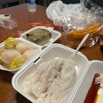 LONG’S FAMILY PASTRY - 971 Photos & 417 Reviews - 715 N Spring St, Los ...