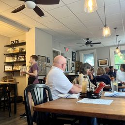 PIE LADY CAFE - Updated October 2025 - 260 Photos & 208 Reviews - 9 E ...