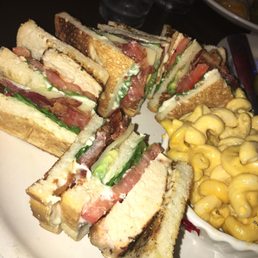 HAWKEYE’S BAR & GRILL - Updated November 2025 - 152 Photos & 397 ...