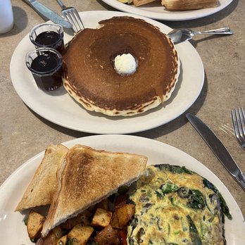 JEFFREY’S HILLSIDE CAFE - 630 Photos & 761 Reviews - 2901 4th St, Santa ...