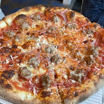 CORNELLY - Updated October 2024 - 310 Photos & 220 Reviews - 601 Summit ...