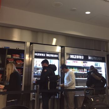 PORTER AIRPORT LOUNGE - Updated January 2026 - 54 Photos & 56 Reviews ...