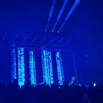 FACTORY TOWN - Updated December 2025 - 16 Photos & 17 Reviews - 4800 NW ...