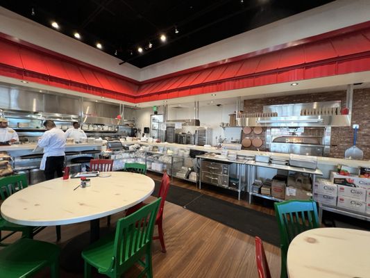 MANDOLAS ITALIAN KITCHEN - Updated February 2025 - 89 Photos & 49 ...