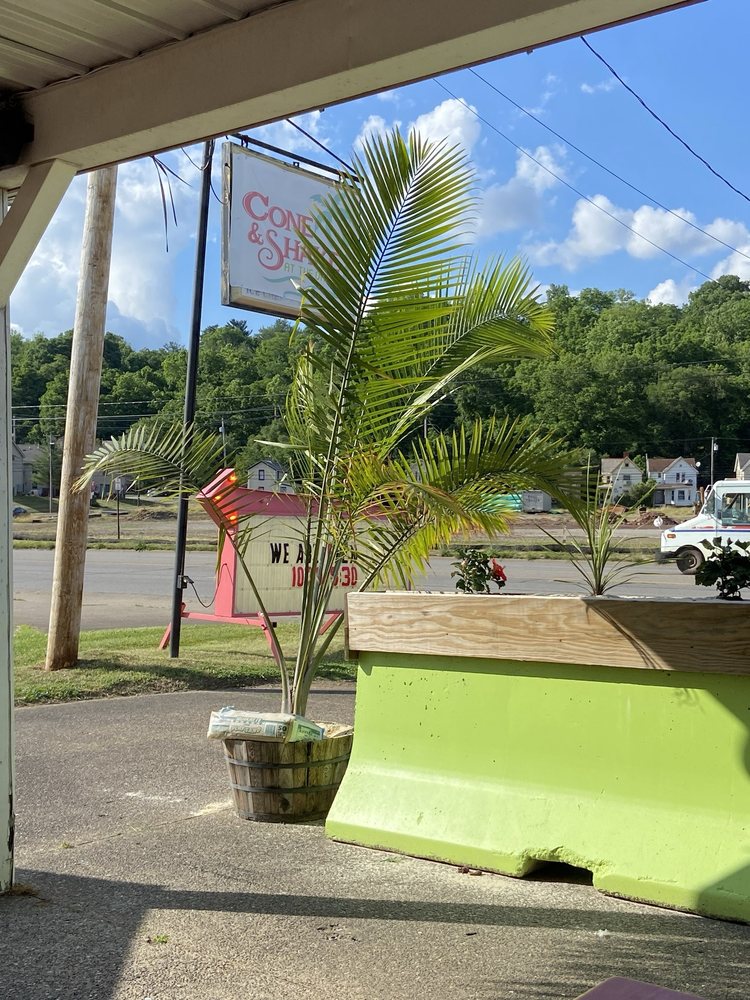 CONE & SHAKE AT THE OASIS - Updated June 2024 - OH-16, Columbus, Ohio ...