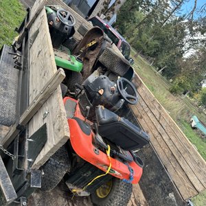 OREGON CITY GARBAGE - Updated December 2025 - 20 Photos - 820 7th St ...