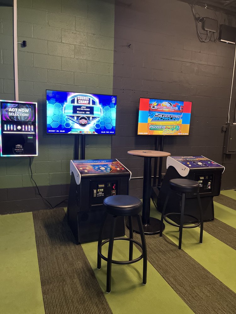 INDOOR PAR FORE - Updated November 2025 - 1326 NW 7 Hiway, Blue Springs ...