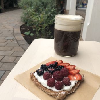 Brickmaiden Breads - 19 Photos & 32 Reviews - Bakeries - 40 4th St ...