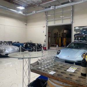 AUTO VINO - 109 Photos & 53 Reviews - 380 Industrial Rd, San Carlos ...