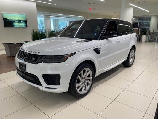 LAND ROVER MANHATTAN - Updated July 2024 - 36 Photos & 134 Reviews ...