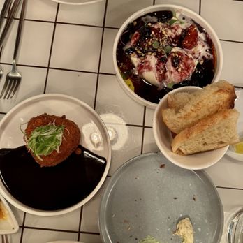 JUNAH - Updated September 2025 - 73 Photos & 18 Reviews - 916 S ...