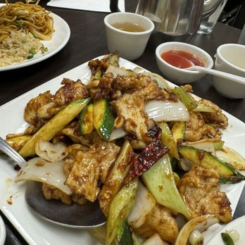 GOLDEN TREE RESTAURANT - Updated July 2025 - 426 Photos & 298 Reviews ...