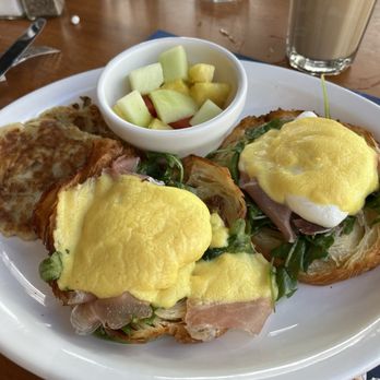 SAN MARTIN BAKERY & RESTAURANT - Updated January 2025 - 45 Photos & 36 ...