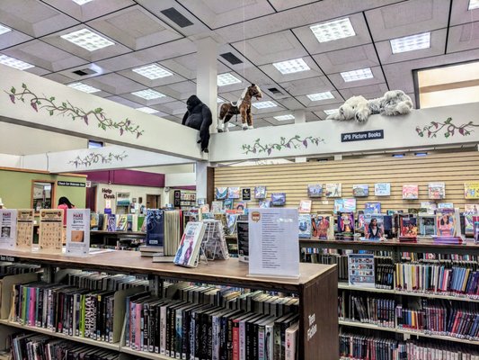 ARROYO GRANDE LIBRARY - Updated December 2025 - 32 Photos & 25 Reviews ...