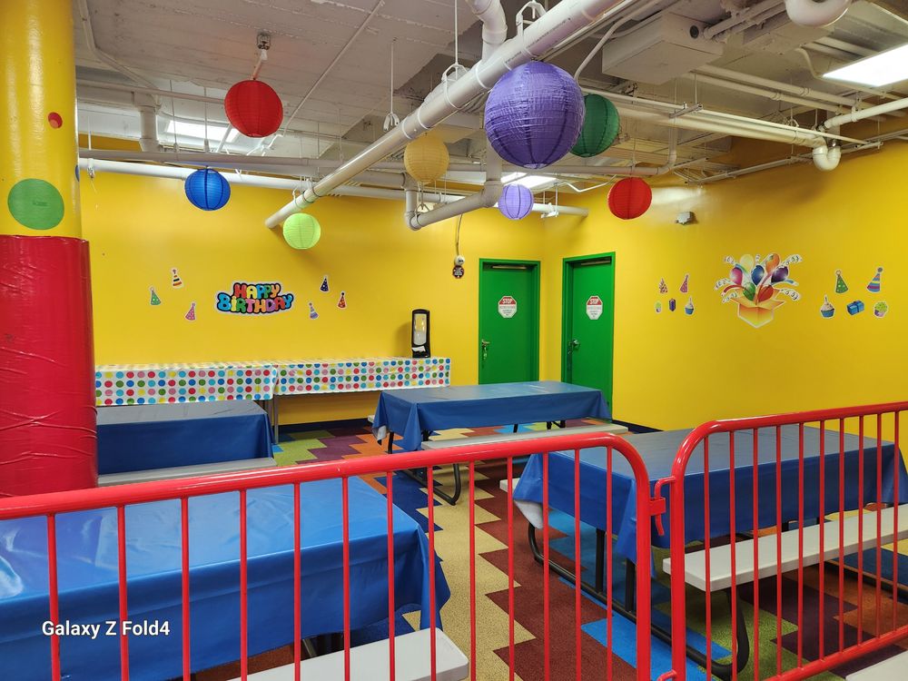 FUNFLATABLES - NORRIDGE - Updated October 2025 - 18 Photos - 4200 N ...