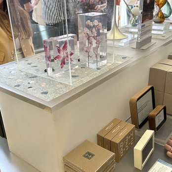 MOMA DESIGN STORE-SOHO - Updated April 2025 - 238 Photos & 176 Reviews ...