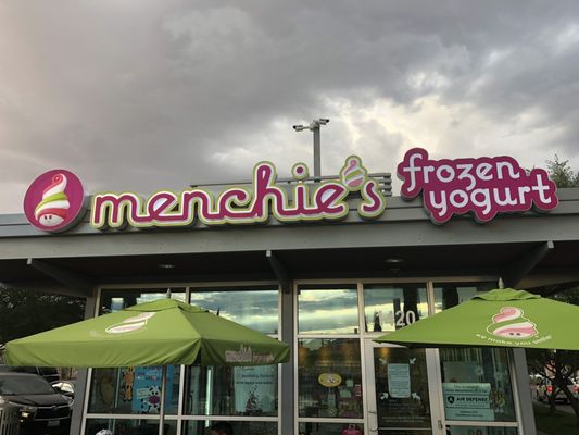 MENCHIE’S - Updated July 2024 - 56 Photos & 26 Reviews - 8889 Gateway ...