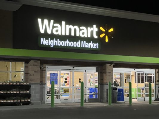 WALMART NEIGHBORHOOD MARKET - Updated December 2025 - 42 Photos & 17 ...